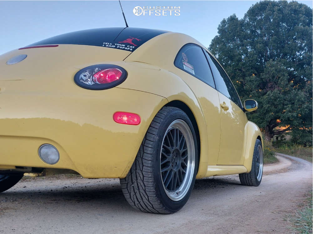 2004 Volkswagen Beetle with 18x8 35 Vors Vr8 and 225/45R18 Toyo Tires ...
