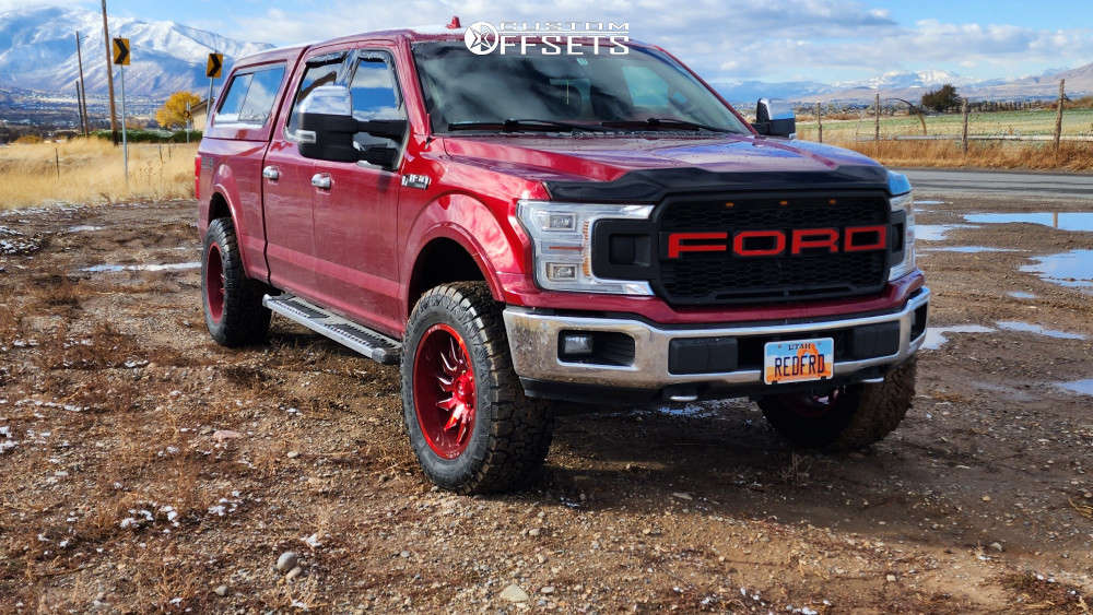 2018 Ford F-150 with 20x10 -18 Fuel Saber and 35/12.5R20 AMP Pro At and ...