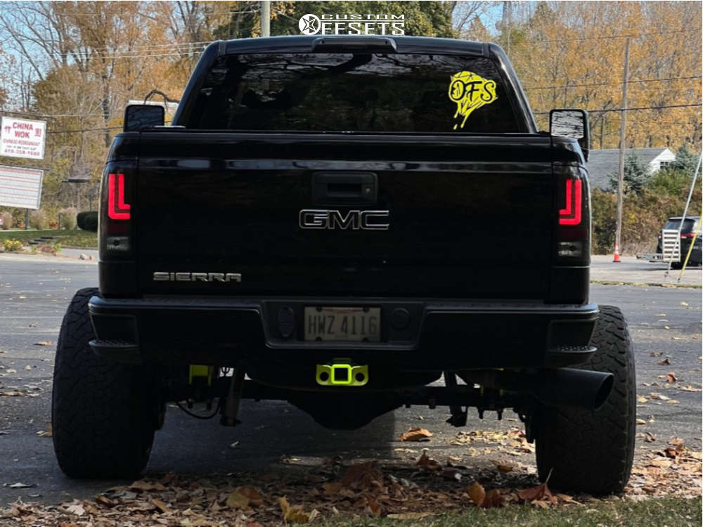 2016 GMC Sierra 1500 with 22x14 -81 ARKON OFF-ROAD Alexander and 33/12.5R22 Venom Power Terra ...