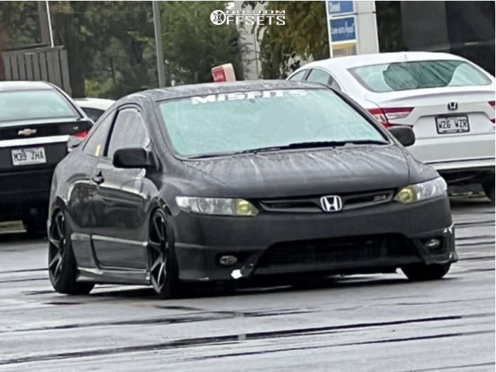2008 Honda Civic with 17x9 30 MB Wheels Battles and 215/40R17 Capturar ...