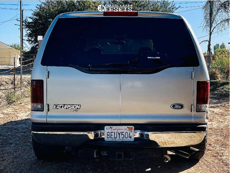2002 Ford Excursion with 24x14 -76 TIS 551P and 33/12.5R24 Venom Power ...
