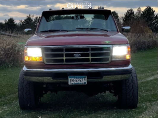 1995 Ford F-350 with 22x12 -51 ARKON OFF-ROAD Caesar and 305/50R22 ...