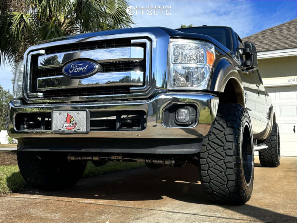 2014 Ford F-250 Super Duty with 20x12 -44 TIS 544MB and 35/12.5R20 ...