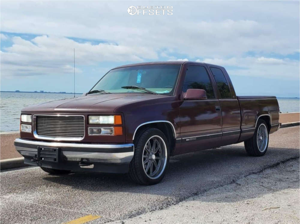 1997 GMC C1500 with 20x8 1 US Mags Rambler and 245/45R20 Vercelli ...