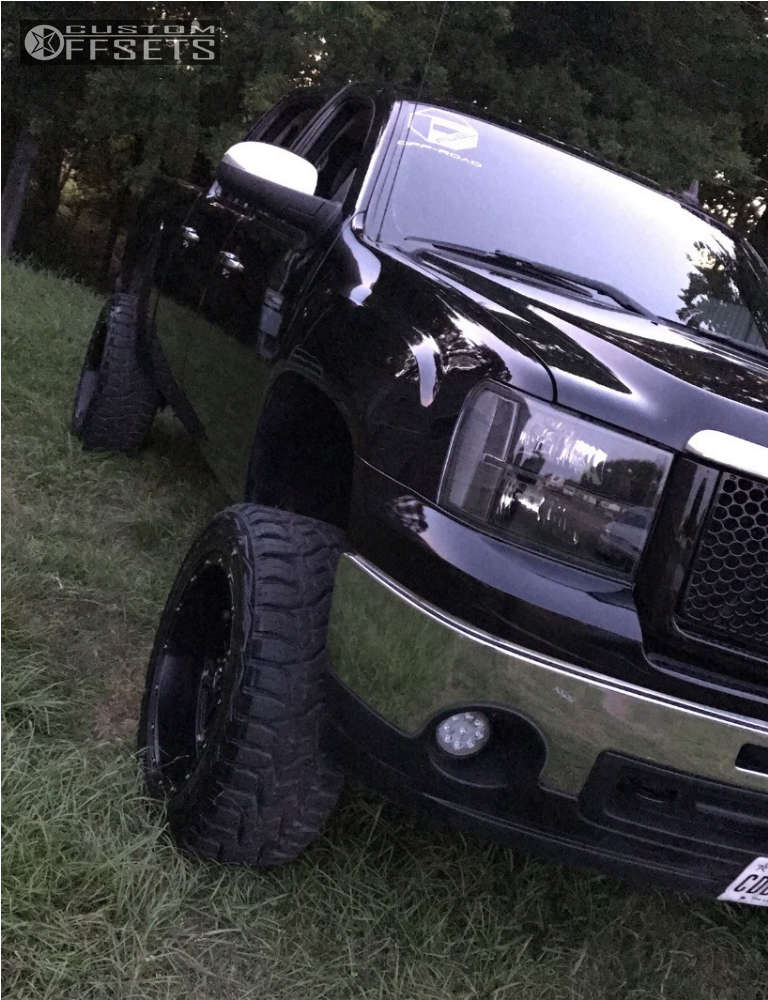 2011 GMC Sierra 1500 with 22x11 -24 Fuel Hostage and 35/12.5R22 Toyo ...