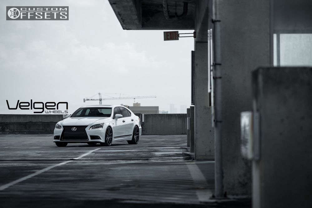 2014 Lexus LS460 with 22x9 30 Velgen Vmb5 and 255/30R22 Pirelli P-zero ...