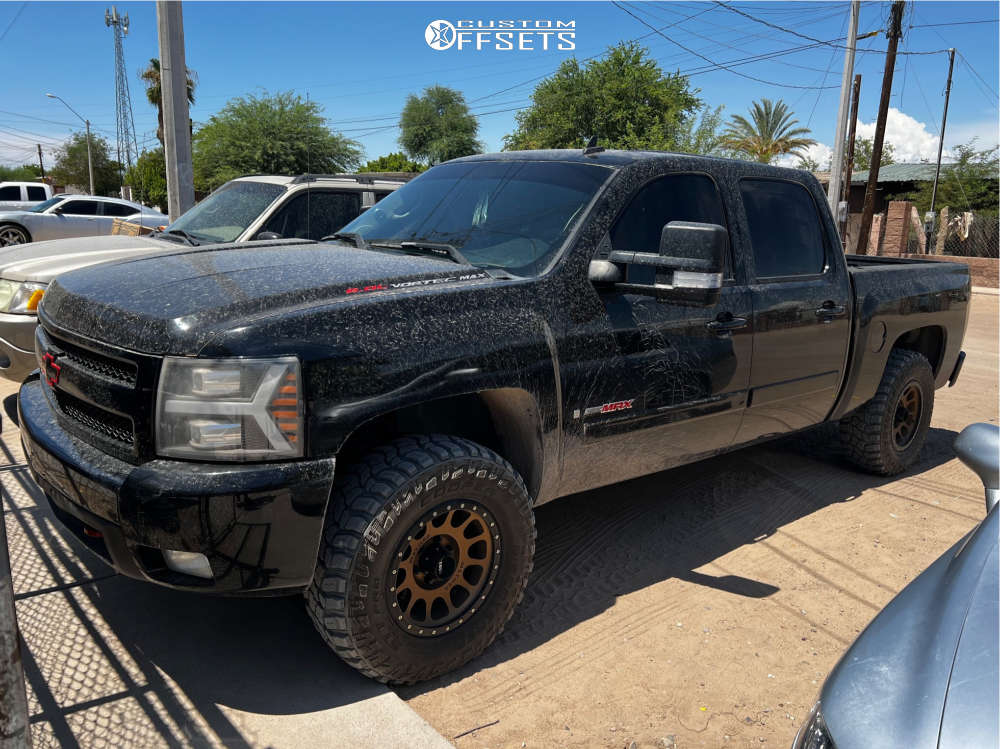 2008 Chevrolet Silverado 1500 with 17x8.5 0 Method 305 Nv and 285/70R17 ...