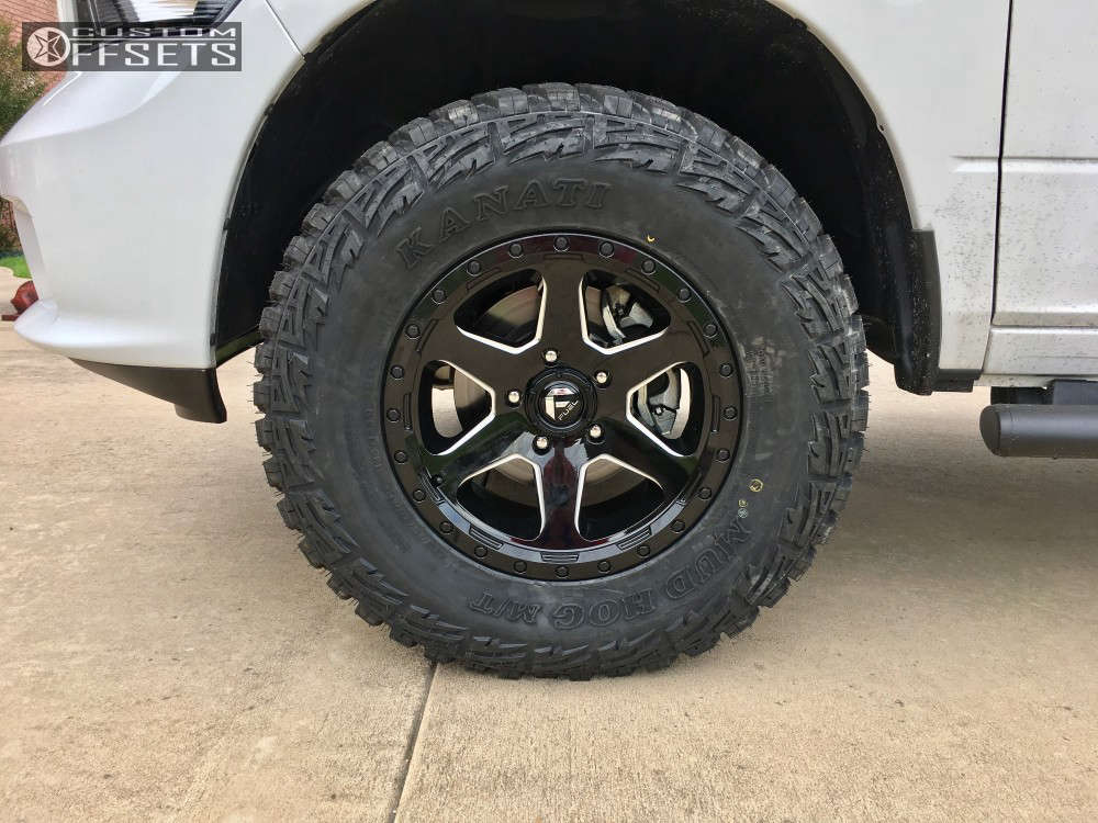 2017 Ram 1500 with 18x9 1 Fuel Ripper and 305/70R18 Kanati Mud Hog and ...