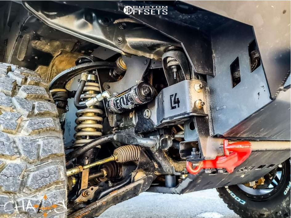 2017 Toyota Tacoma with 17x9 -44 Method Mr106 and 315/70R17 Cooper ...