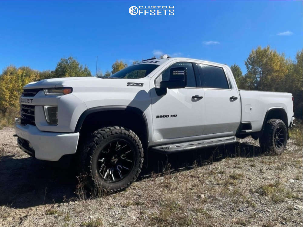 2022 Chevrolet Silverado 2500 HD with 20x10 -25 ARKON OFF-ROAD Roosevelt and 35/12.5R20 Toyo ...
