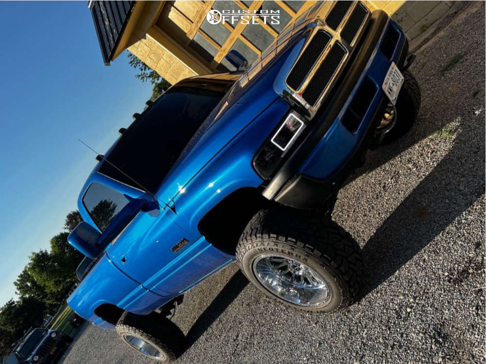 1996 Dodge Ram 2500 with 20x12 -44 Gear Off-Road 764c and 35/12.5R20 ...