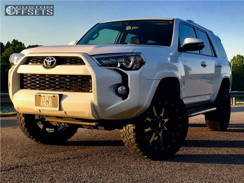 2015 Toyota 4Runner with 20x10 -24 Moto Metal Mo970 and 305/55R20 ...