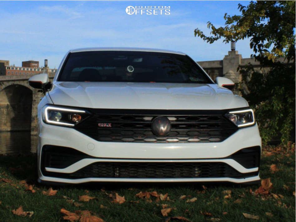 2019 Volkswagen Jetta with 18x8.5 35 Rotiform Las-r and 215/40R18 Toyo ...