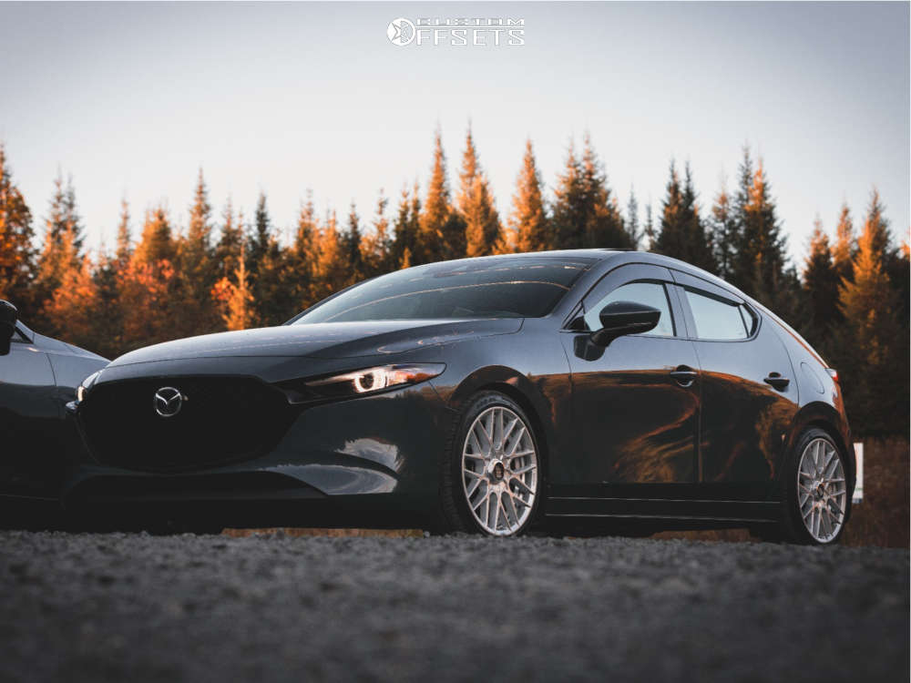2020 Mazda 3 Sport with 18x8.5 45 Rotiform Rse and 225/40R18 Farroad ...