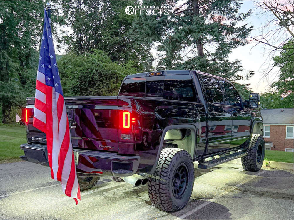 2018 GMC Sierra 1500 with 18x9 -12 Method Mr305 and 35/12.5R18 Mickey ...