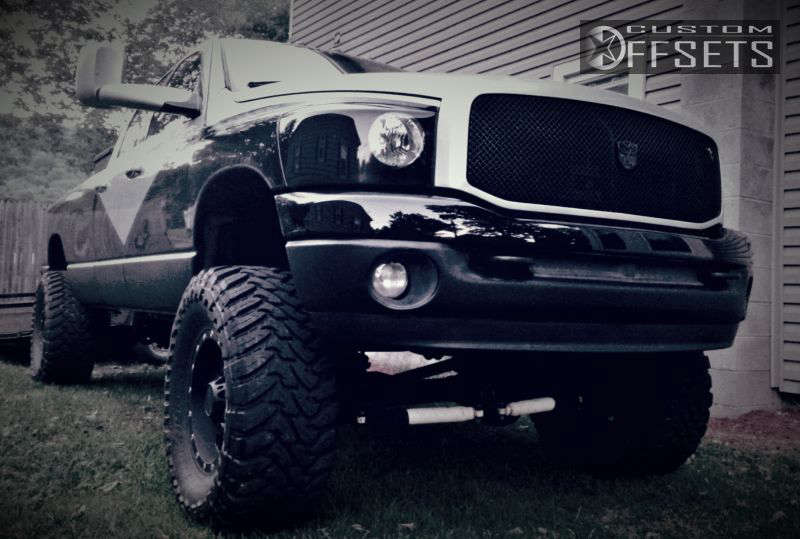 2006 Dodge Ram 2500 with 18x9 0 Pro Comp 7031 and 38/15.5R18 Toyo Tires ...