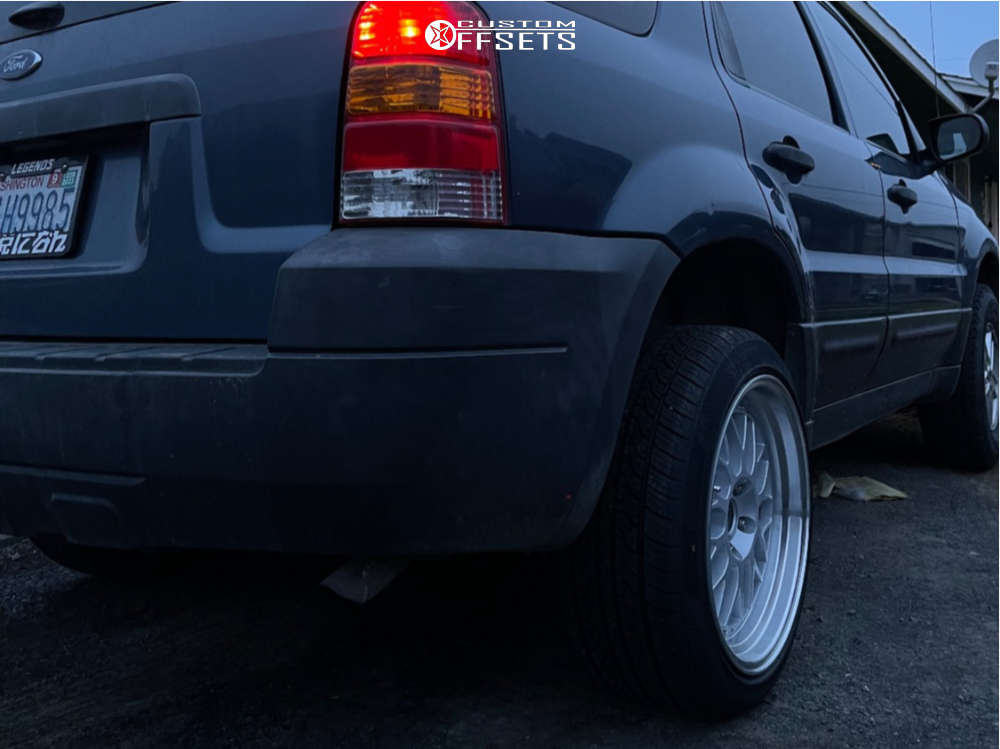 2005 Ford Escape with 18x9.5 30 Aodhan Ah02 and 235/45R18 Vercelli ...