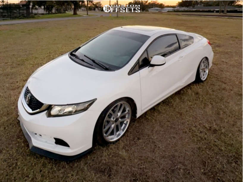 2012 Honda Civic with 18x8.5 35 ARC Ar5 and 225/35R18 Petlas Velox ...