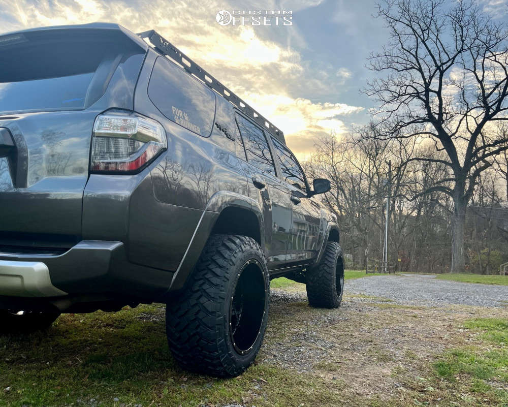 2017 Toyota 4Runner with 20x12 -51 Vision Rocker and 33/12.5R20 Nitto ...