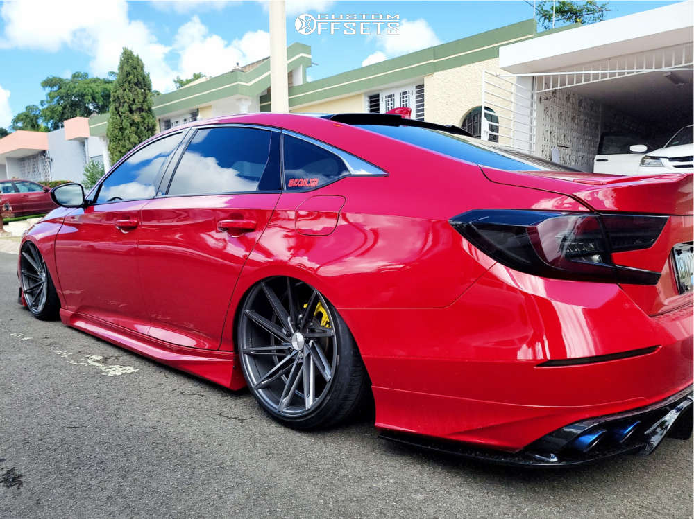 2020 Honda Accord with 20x10.5 40 INOVIT Turbine and 245/35R20 Velozza ...