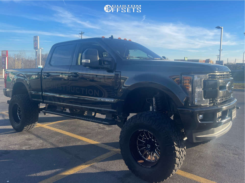 2019 Ford F-250 Super Duty with 20x12 -44 Gear Off-Road Leverage and 40 ...