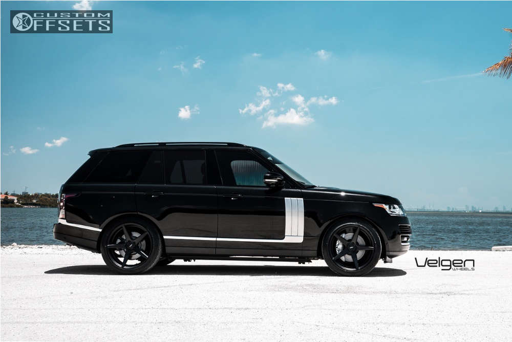 2016 Land Rover Range Rover with 22x10.5 45 Velgen Classic5 and 285 ...