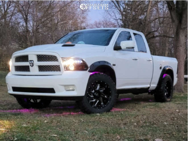 2010 Dodge Ram 1500 with 20x10 -25 Vision Spyder and 35/12.5R20 ...