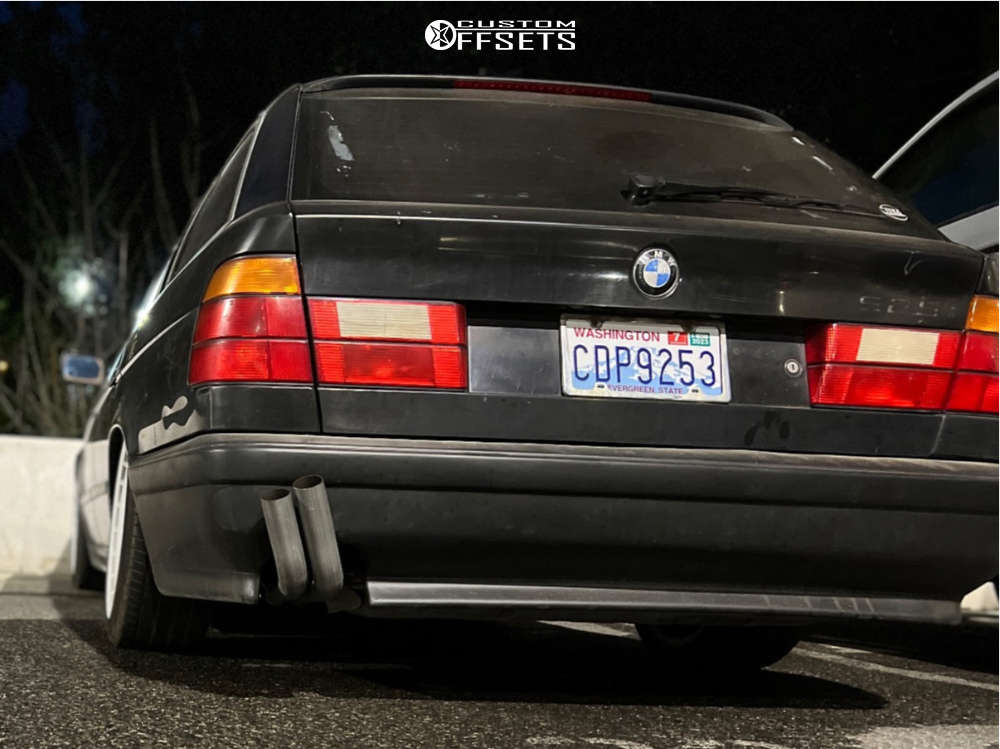 1994 BMW 525i with 17x8.5 15 DTM Dtm-rw01 and 225/45R17 Road Hugger Gt ...