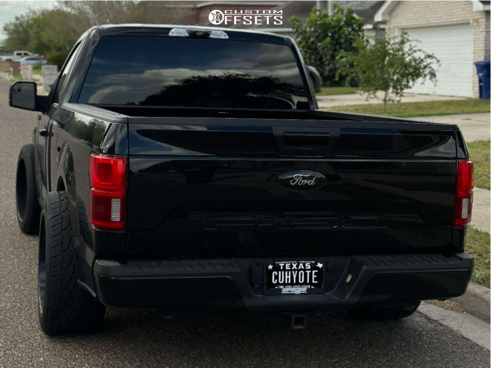 2020 Ford F-150 with 22x12 -40 American Force Blade SS and 305/40R22 ...