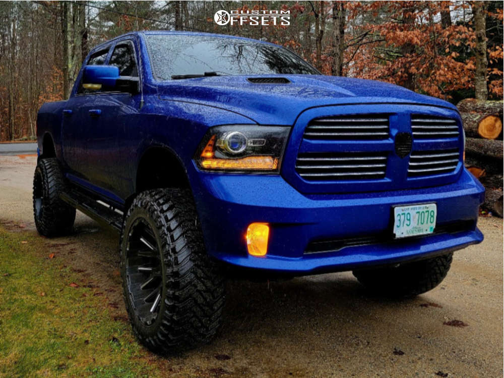 2016 Ram 1500 with 22x12 -44 V-Rock Recoil and 37/13.5R22 Atturo Trail ...