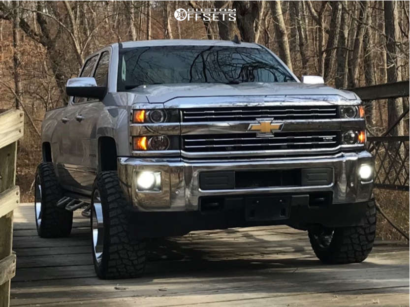 2015 Chevrolet Silverado 2500 HD with 22x12 -44 Gear Off-Road Pivot and ...