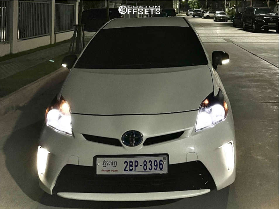 2013 Toyota Prius with 18x9 22 Work Emotion Cr 2p and 225/45R18 Atlas ...