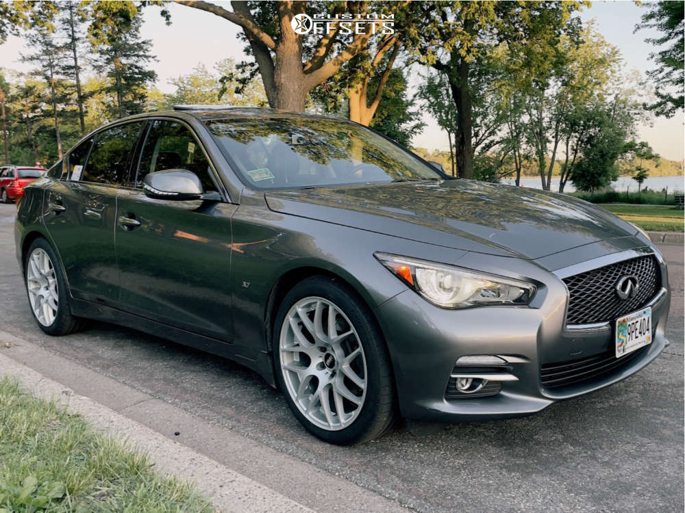 2015 INFINITI Q50 with 19x8.5 35 VMR V710 and 255/40R19 Continental ...
