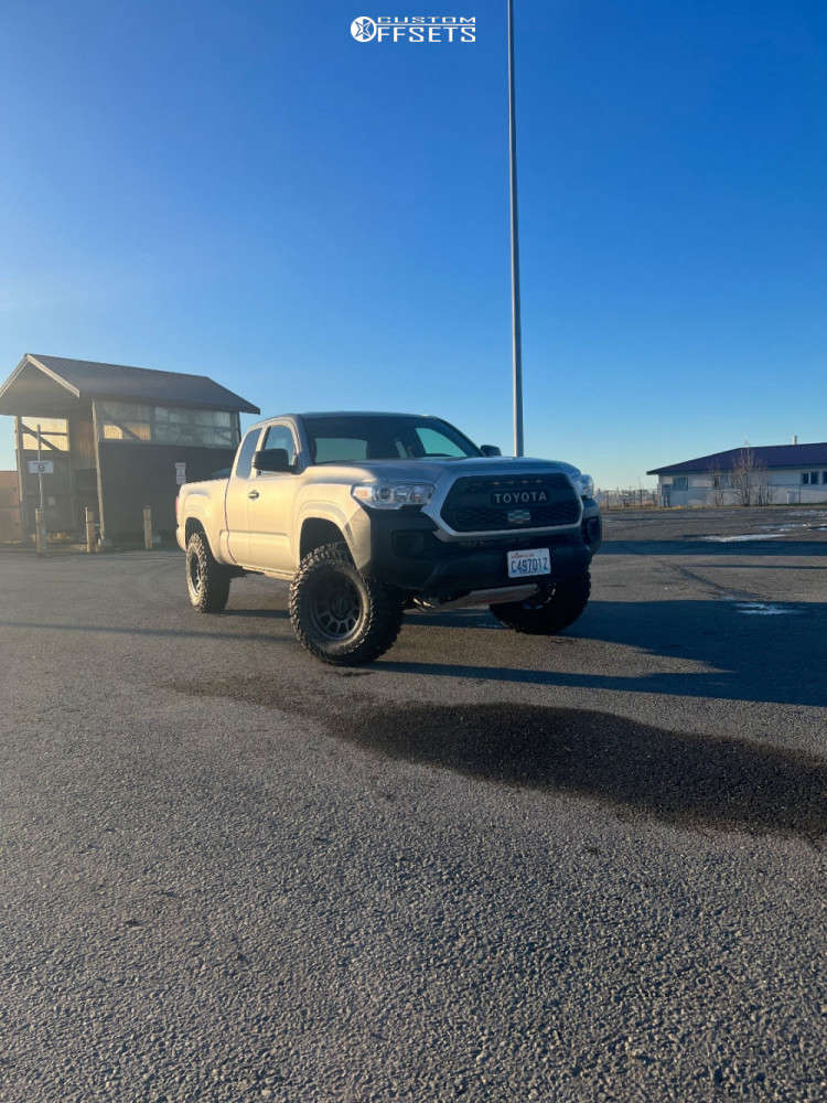 2022 Toyota Tacoma with 16x8 0 Method Mr703 and 265/75R16 Yokohama ...