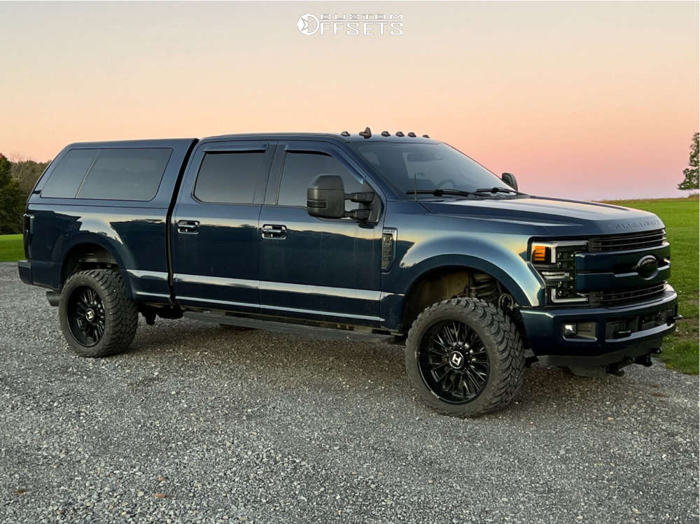 2019 Ford F-250 Super Duty with 22x10 -25 Hostile Fury and 33/12.5R22 ...