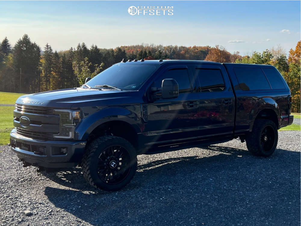 2019 Ford F-250 Super Duty with 22x10 -25 Hostile Fury and 33/12.5R22 ...
