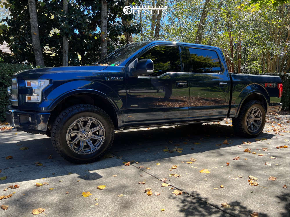 2015 Ford F-150 with 20x9 20 Fuel Siege and 35/11.5R20 Venom Power ...