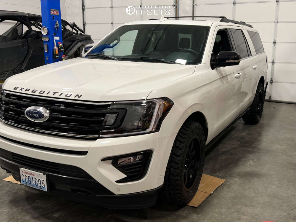 2021 Ford Expedition with 20x9 20 Fuel Maverick and 285/55R20 Mickey ...