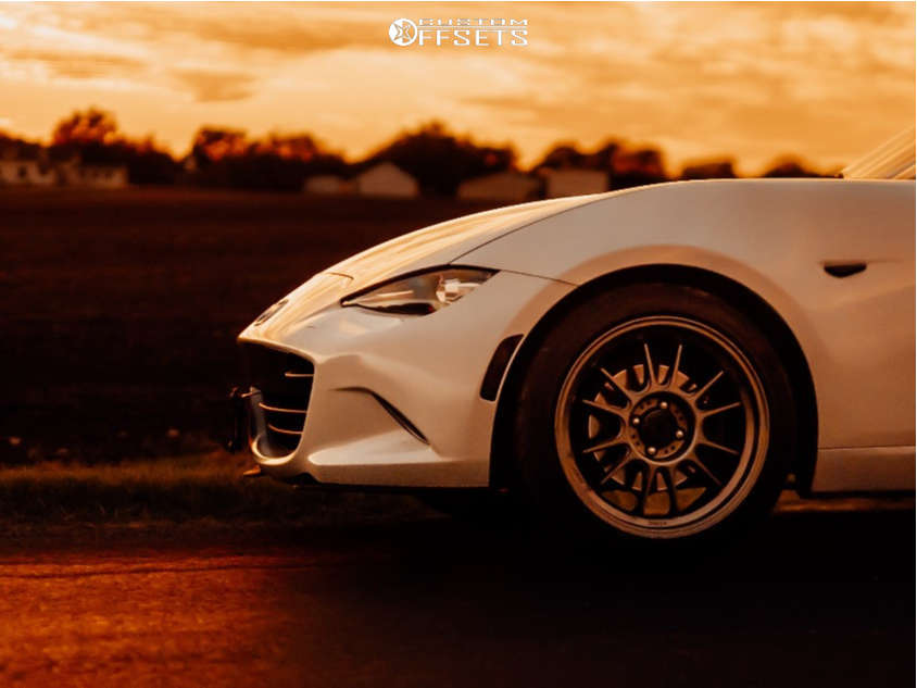 2019 Mazda MX-5 Miata with 17x9 45 Konig Hypergram and 235/40R17 Nitto ...