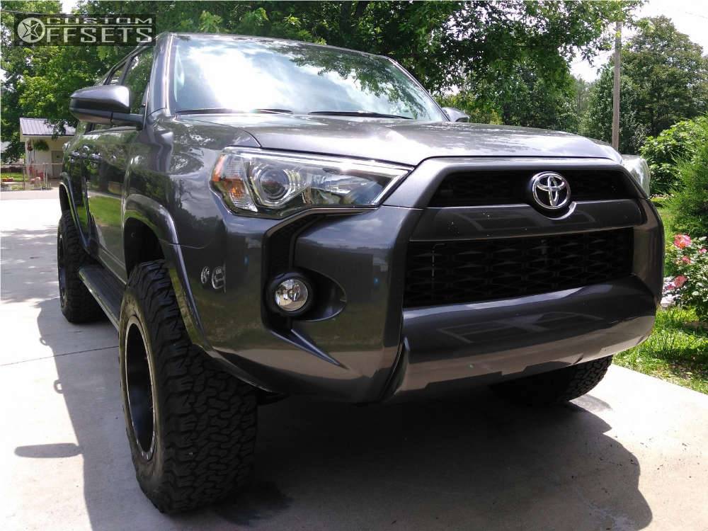 2017 Toyota 4Runner with 17x10 -24 Fuel Maverick and 285/70R17 ...