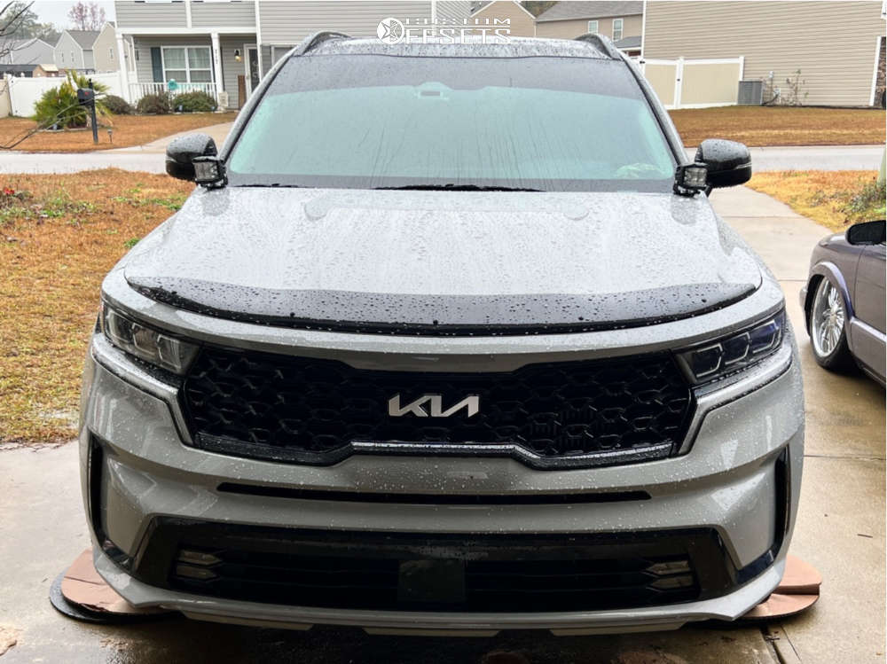 2022 Kia Sorento with 18x8 35 Gear Off-Road Sector-C and 265/60R18 Toyo ...