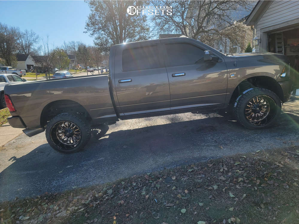 2018 Ram 2500 with 22x12 -44 Fuel Arc and 33/12.5R22 Nitto Recon ...