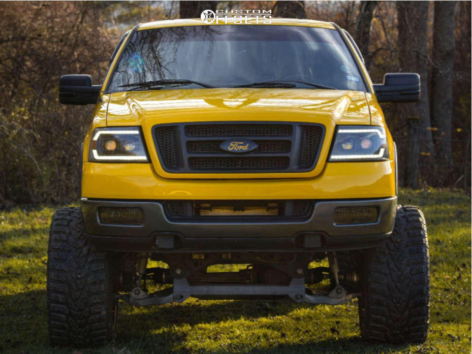 2004 Ford F-150 with 24x14 -76 V-Rock Ambush X and 36/14.5R24 Versatyre ...