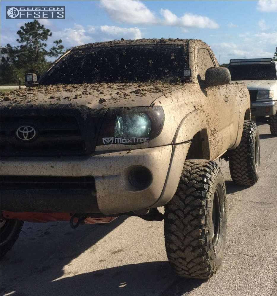 2008 Toyota Tacoma with 16x10 -38 Pro Comp Series 52 and 315/75R16 V ...