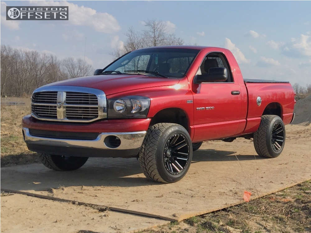 2007 Dodge Ram 1500 with 20x12 -44 Moto Metal Mo978 and 305/50R20 Nitto ...