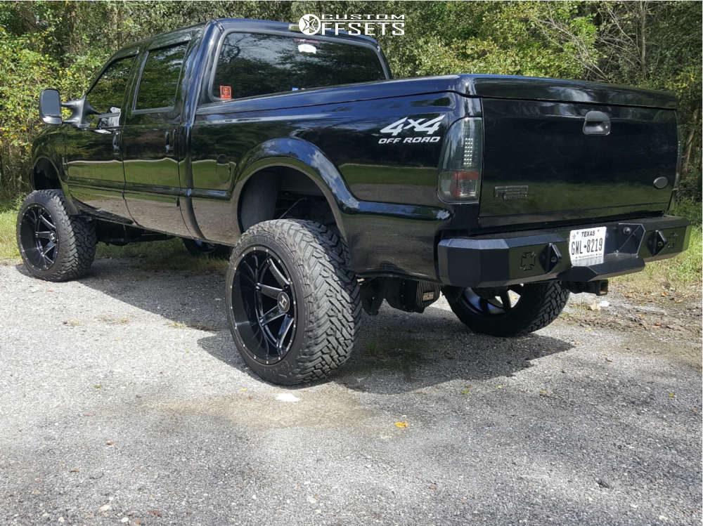 2002 Ford F-250 Super Duty with 24x14 -76 Hostile Alpha and 37/13.5R24 ...
