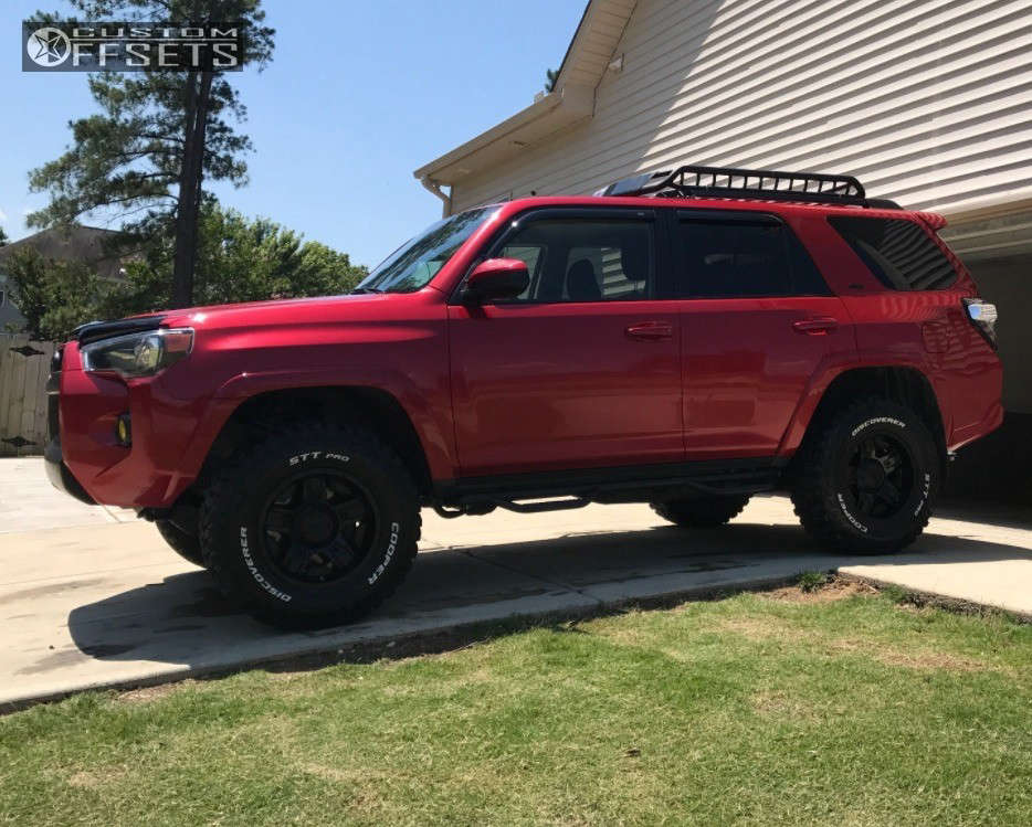 2016 Toyota 4Runner with 17x9 -12 Gear Off-Road Manifold and 285/70R17 ...
