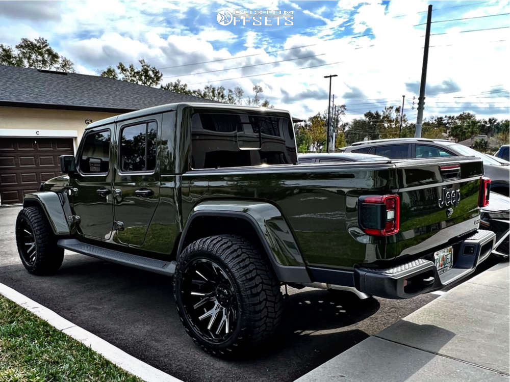 2022 Jeep Gladiator with 22x12 -44 V-Rock Recoil and 35/12.5R22 Radar ...