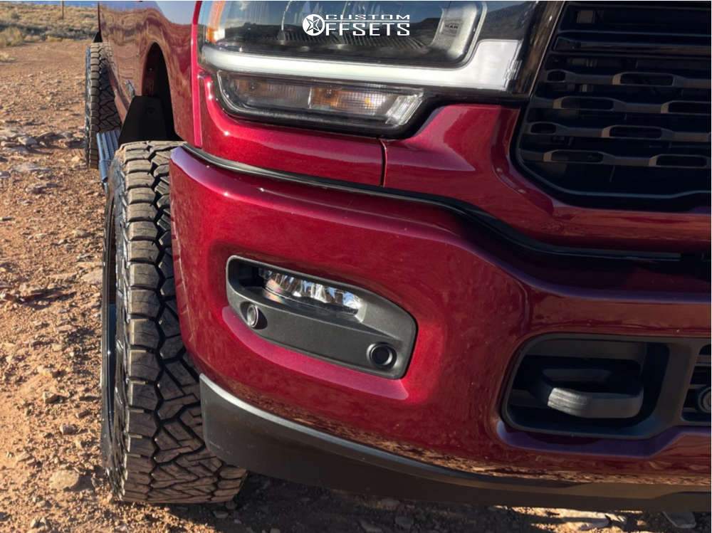 2022 Ram 2500 with 22x10 -18 Fuel Arc and 285/55R22 Nitto Recon ...