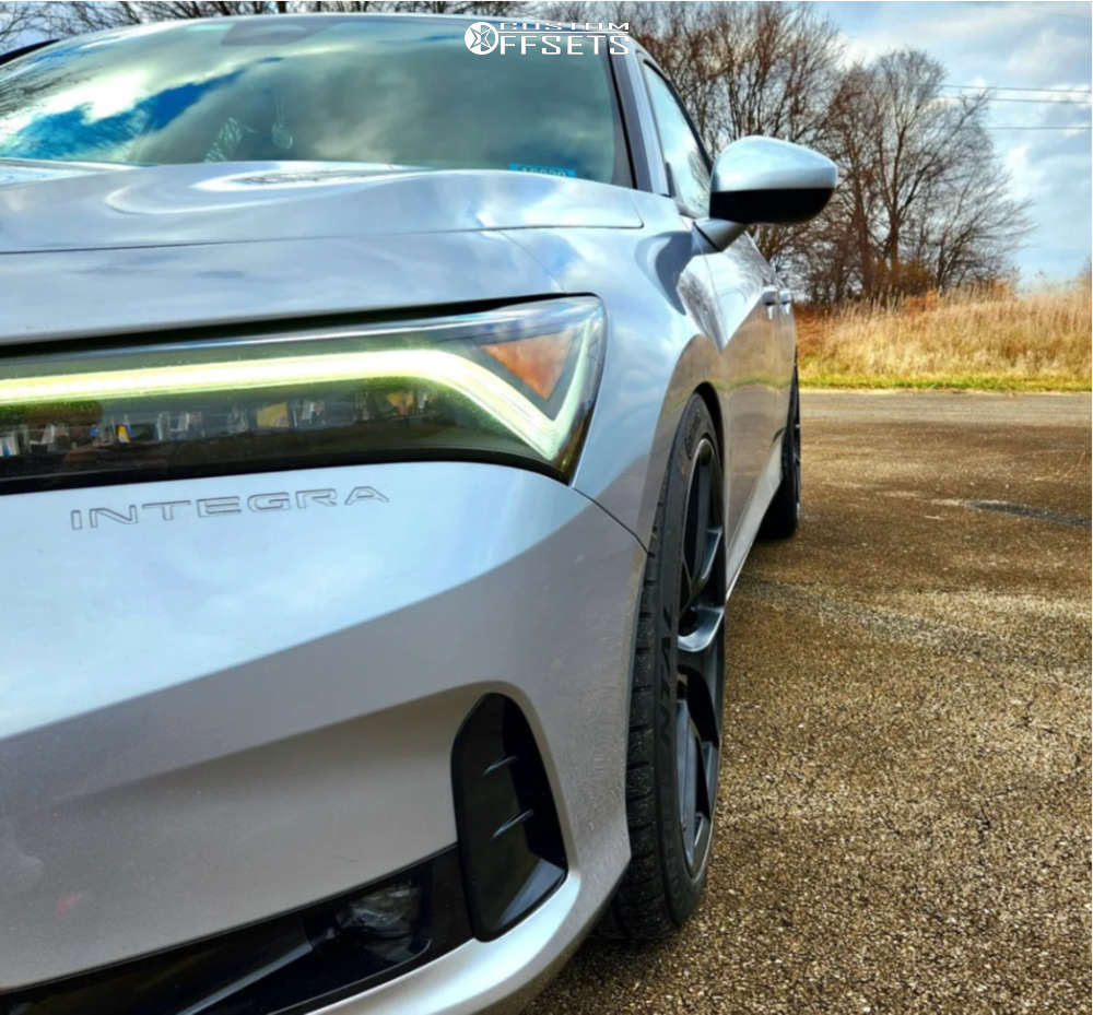 2023 Acura Integra with 19x8.5 30 ESR Rf2 and 235/40R19 Continental ...